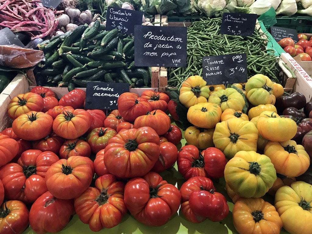 Découvrez Le Marché De Forville : Le Chic Provençal De Cannes